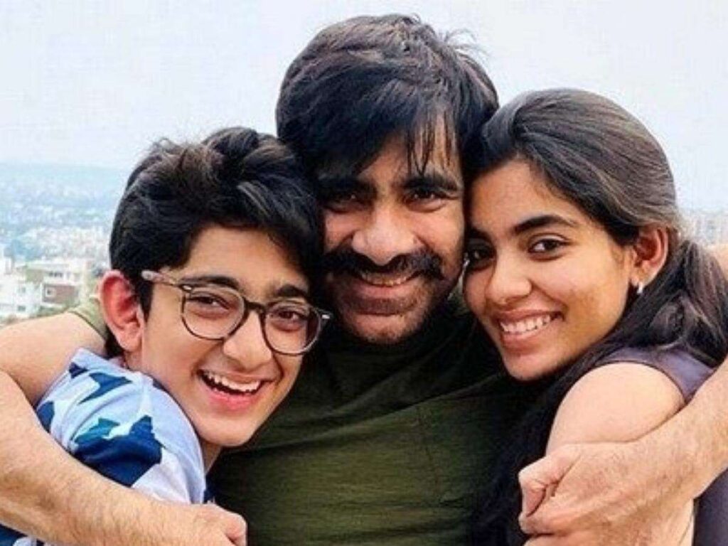 ravi teja family - Chai Pakodi